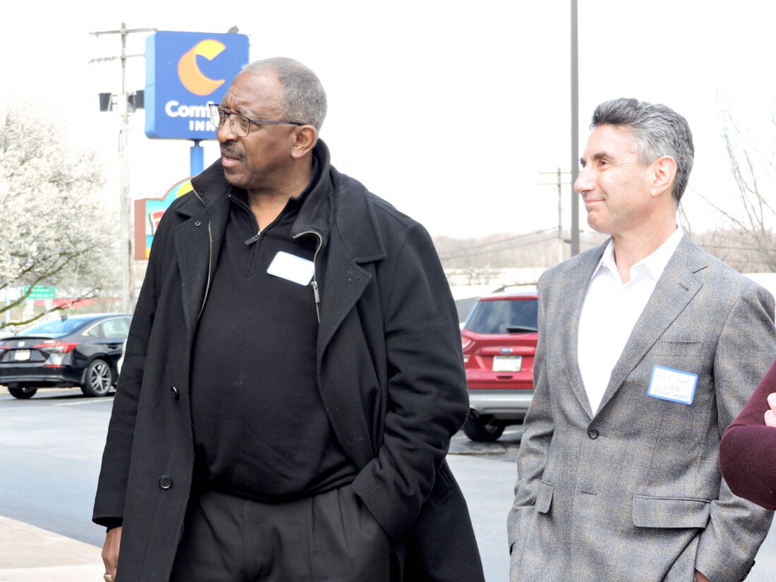 Dee Jay’s recognized for longevity and legacy | News, Sports, Jobs ...